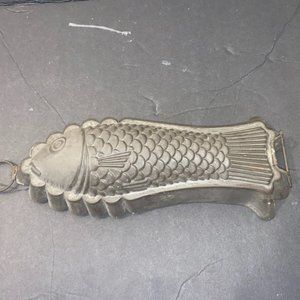 Kitchen | Vintage Fish Cake Pan Jello Mold Kitchen Art Deco Aluminum ...